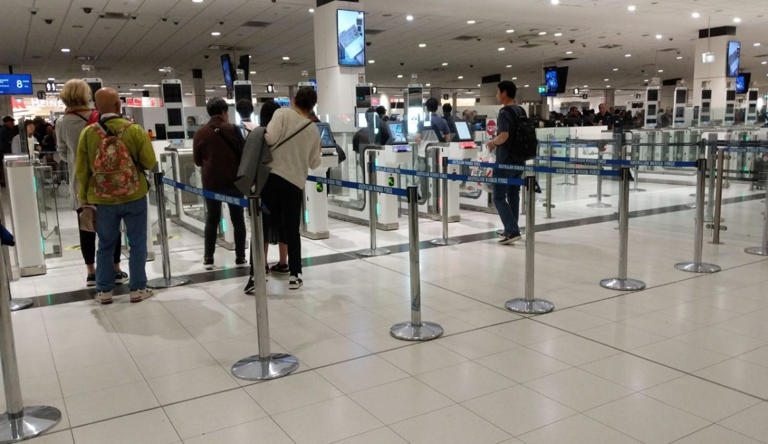 Why Arriving Too Early for Your Flight Might Be a Mistake and What to ...
