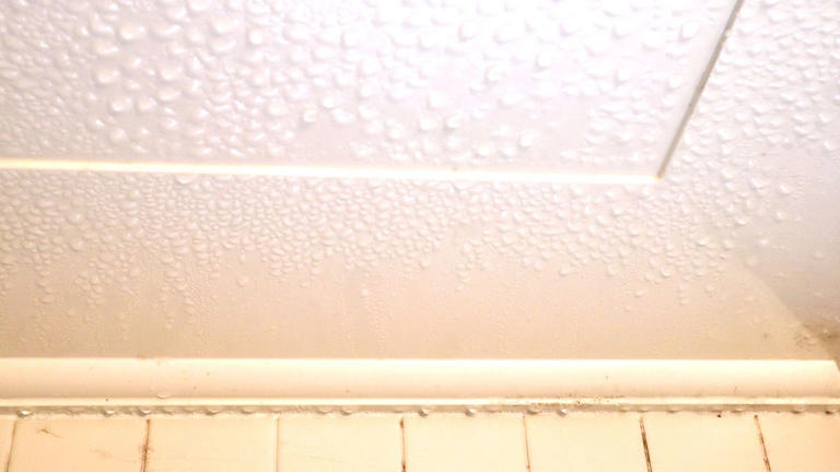 Stop ceiling condensation happening