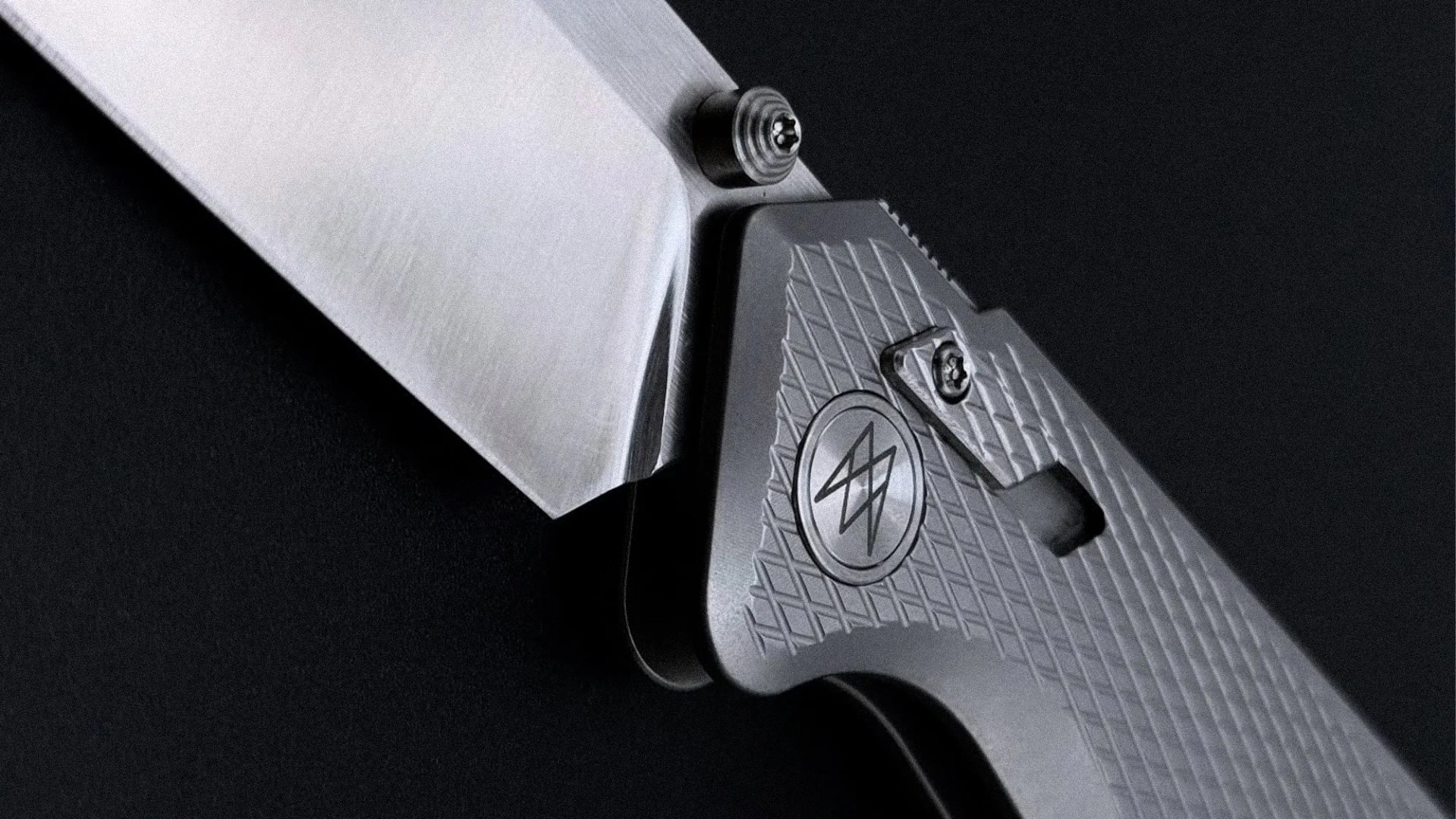 This MagnaCut and Titanium Beauty Won Blade Show’s Top Honors. Here’s ...