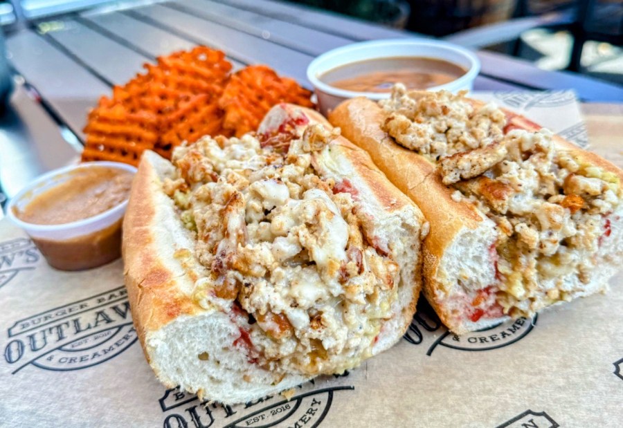 Local Favorite Outlaw’s Burger Barn Brings South Jersey a Taste of Fall
