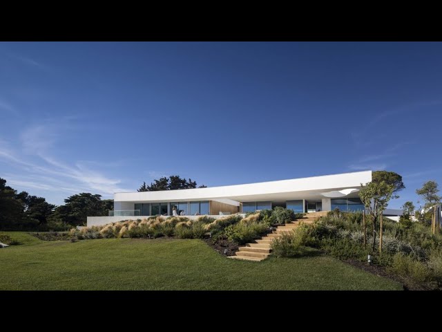 Two amazing houses complement the Lagos landscape