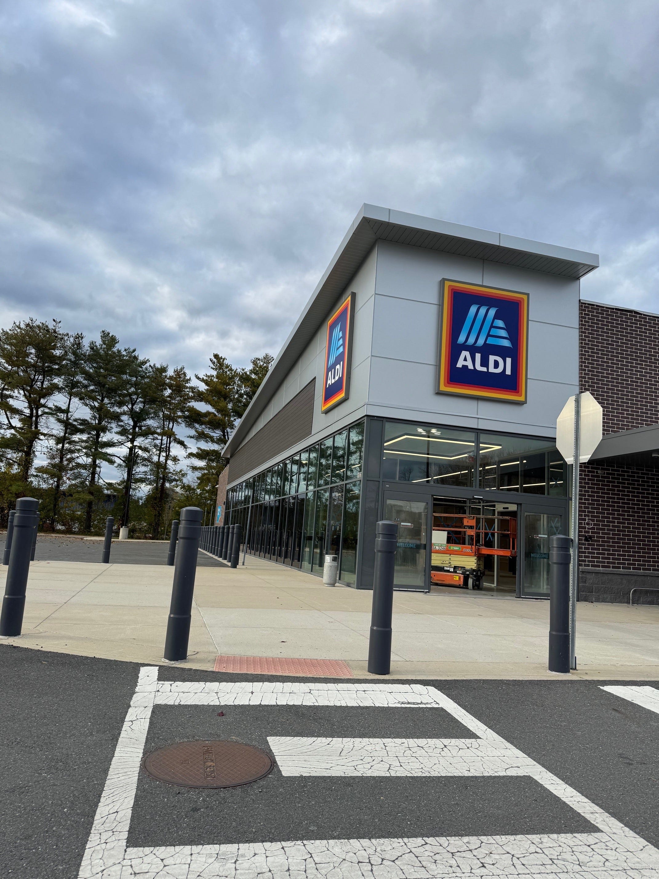 Aldi Hours Burlington Iowa