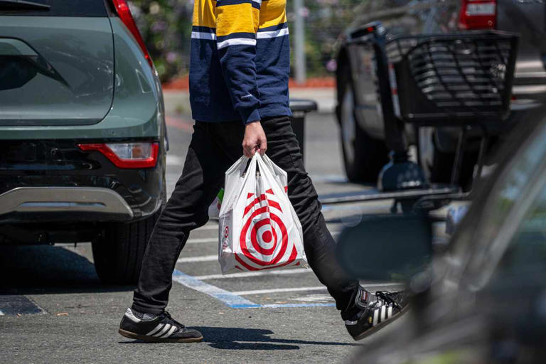 Thanksgiving Is a Battleground for Retailers. Target Just Cut Prices.