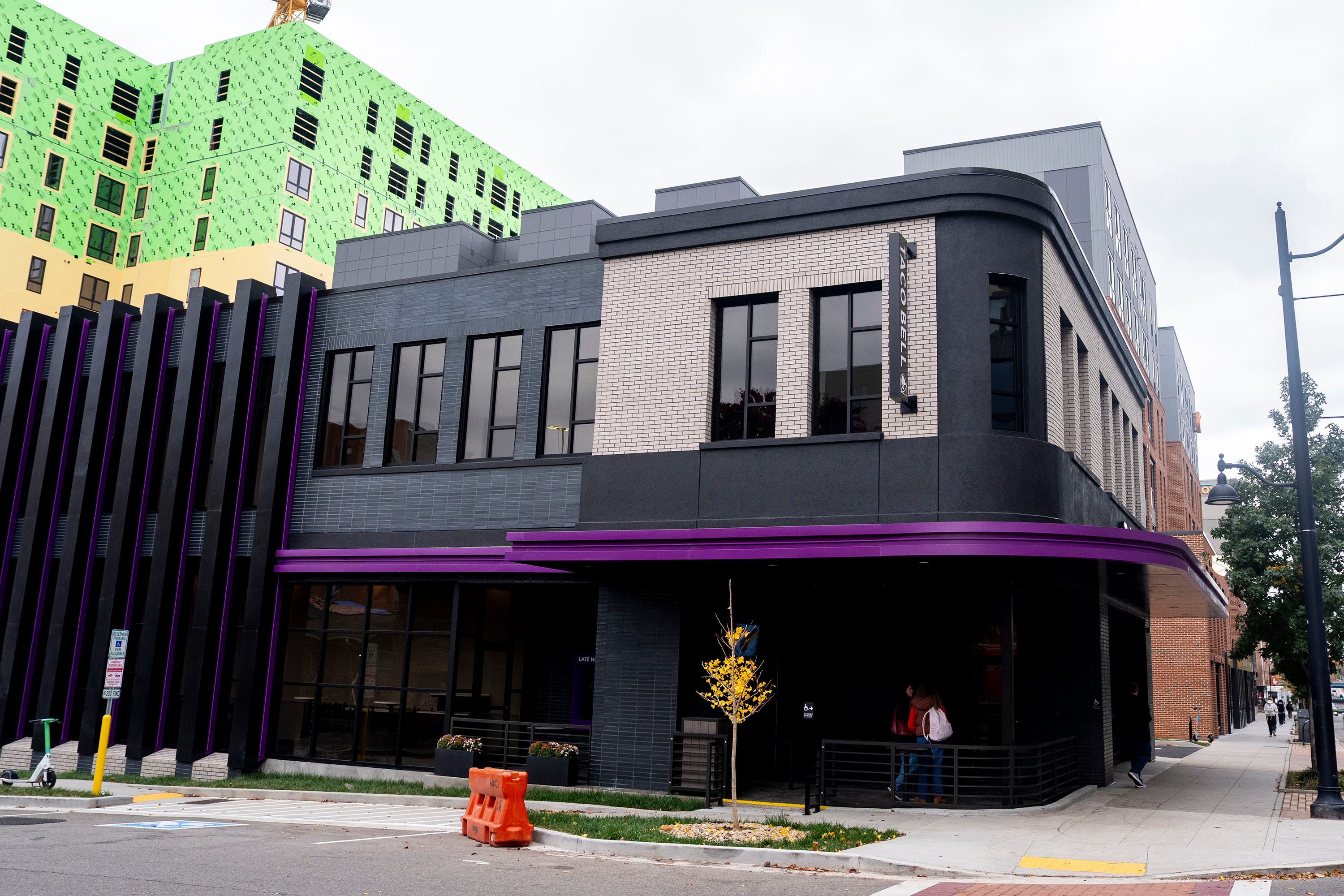 You've never seen a Taco Bell like the one on the Strip - for one ...