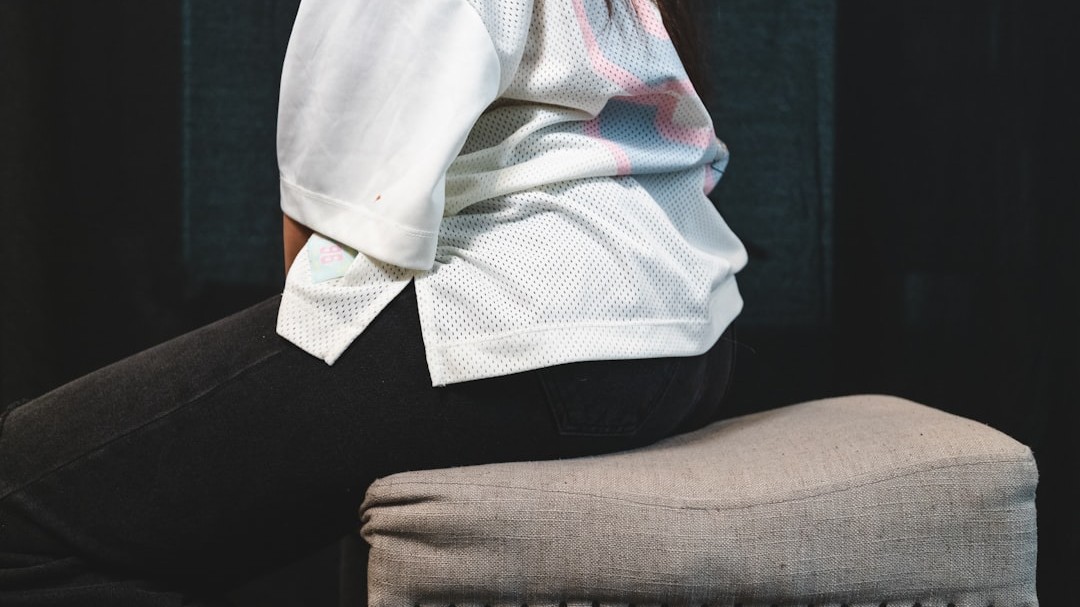 How to Mix High-End and Affordable Pieces for Everyday Looks