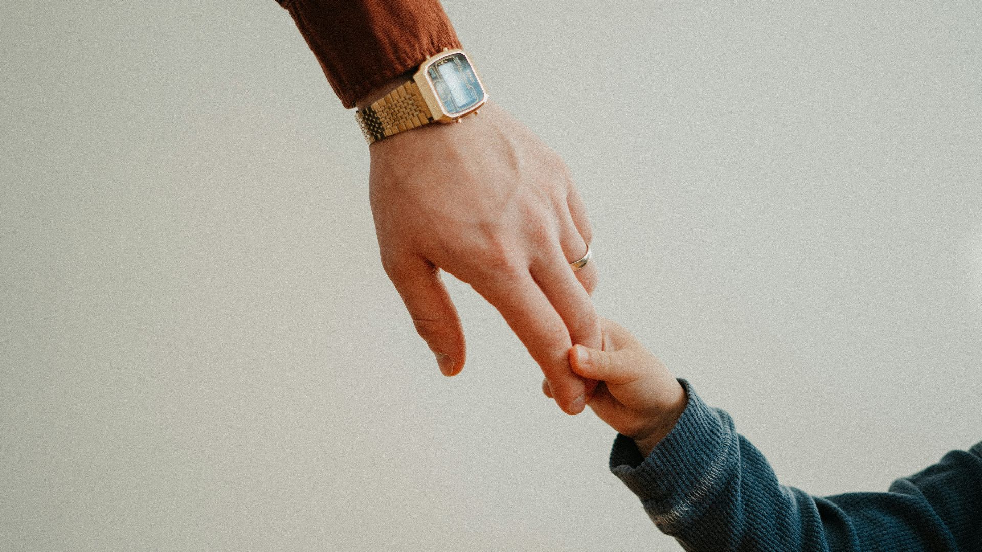10 Signs He's Father Material & 10 Signs He's Really Not