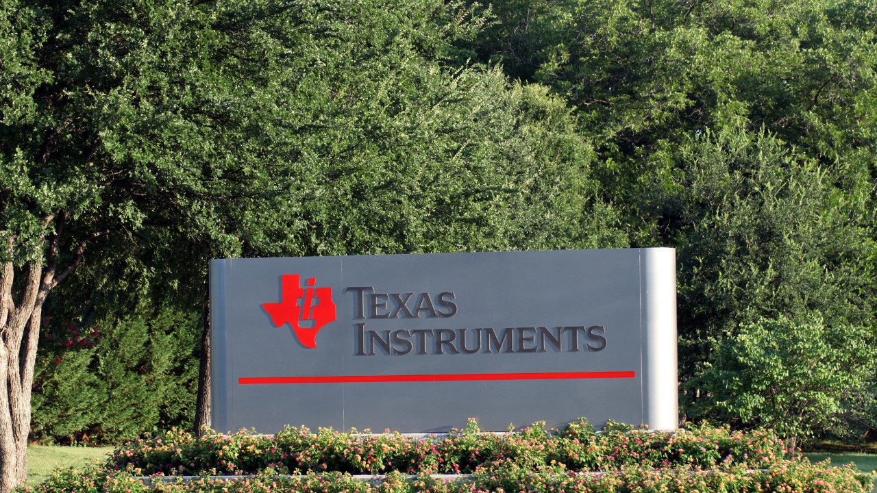 Texas Instruments cuts 400 jobs as local manufacturing slumps
