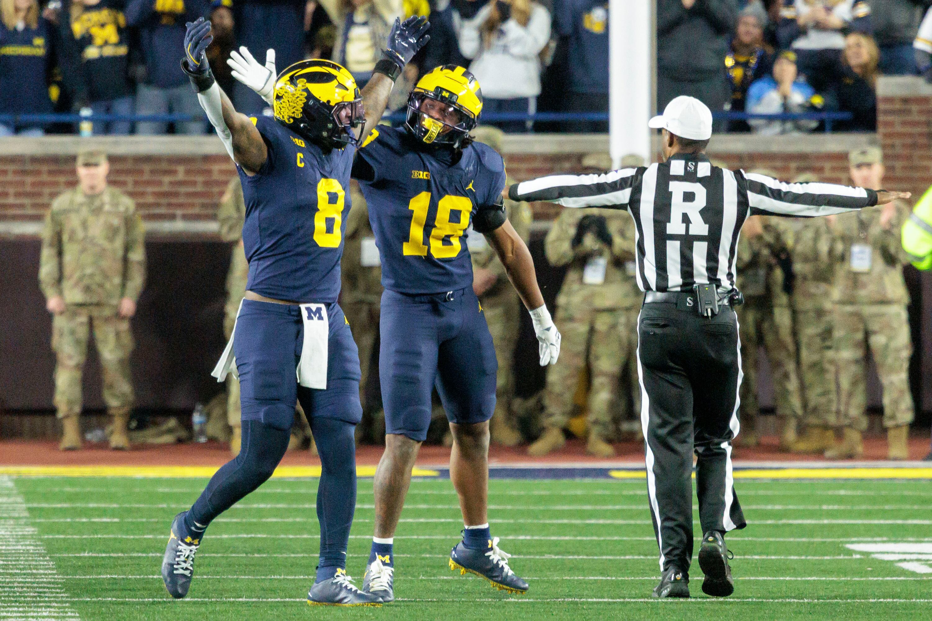 Michigan’s Derrick Moore on sack streak not seen in nearly two decades