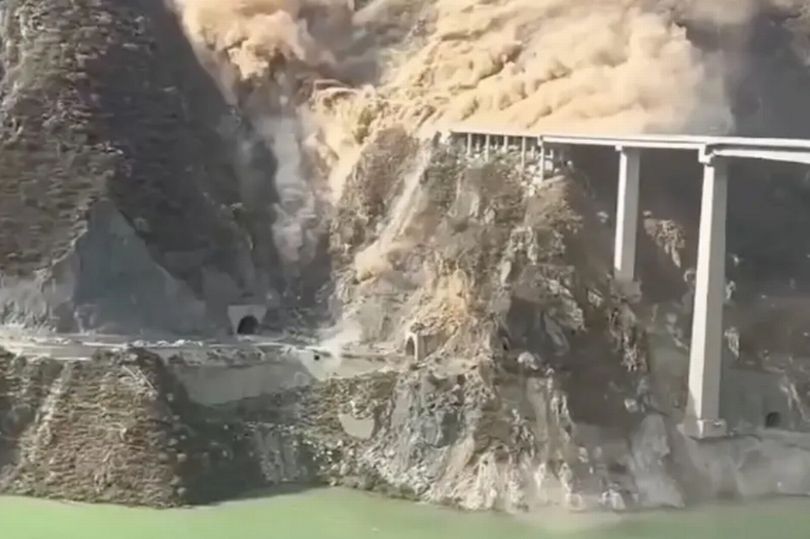 2,500 foot Hongqi bridge in China collapses during landslide just ...