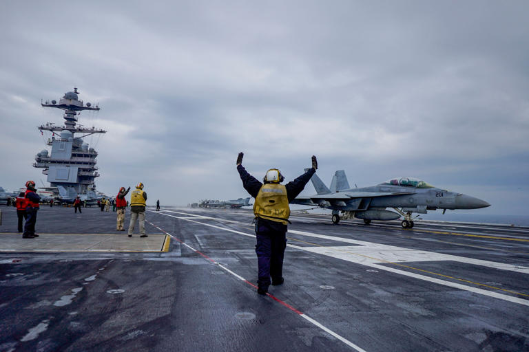 Así es el portaviones USS Gerald R. Ford, el buque insignia de Estados ...