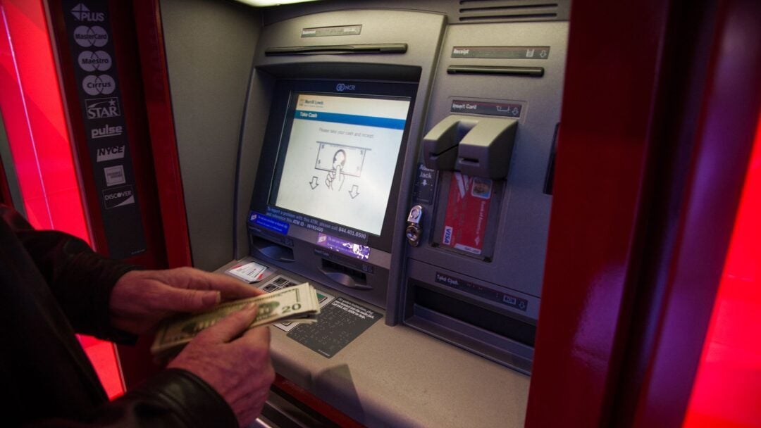 Analysis: Nearly 24% of US households live paycheck to paycheck in 2025