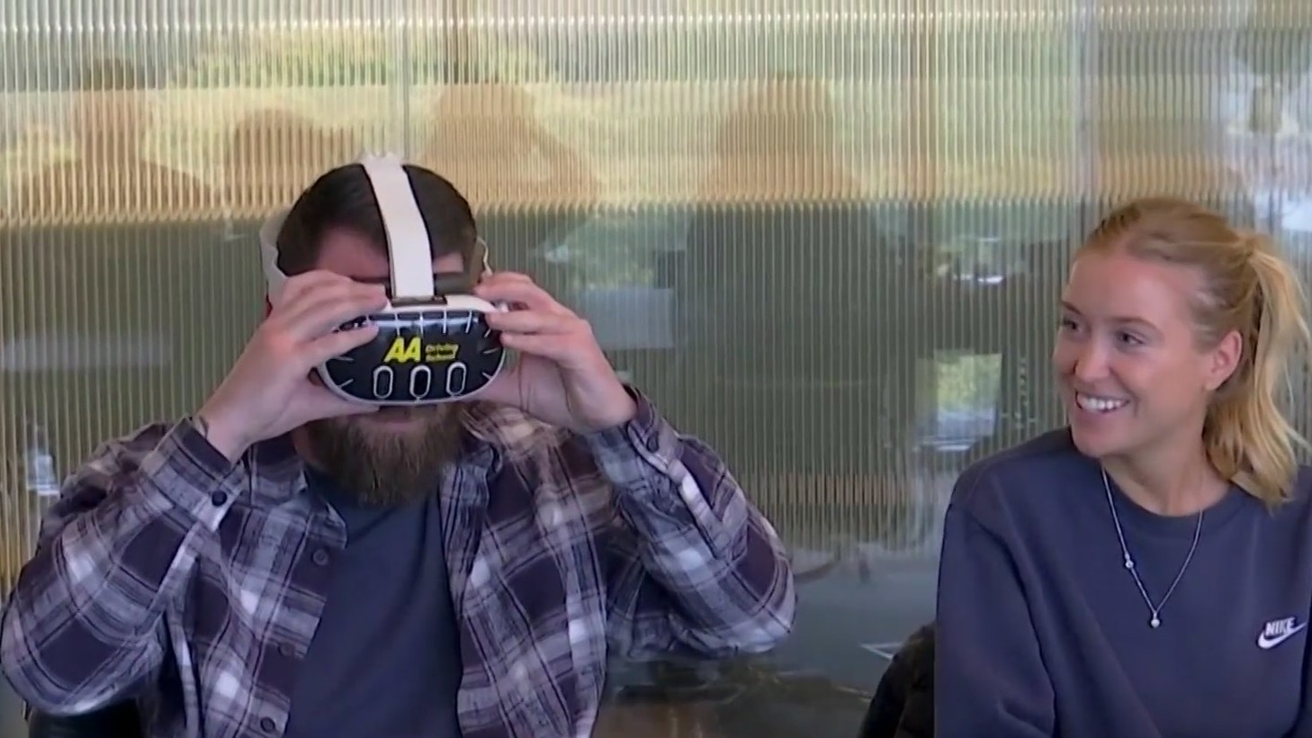 UK school uses virtual reality to train driving instructors