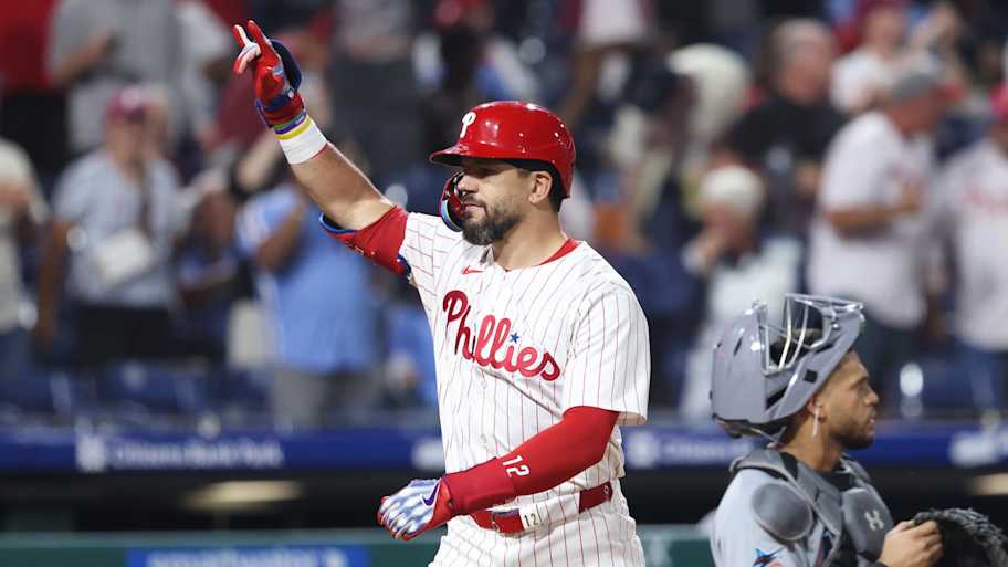 Red Sox-Kyle Schwarber Reunion Rumors Already Heating Up