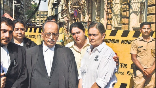 Respond to Baba Siddique’s widow’s petition: HC to state