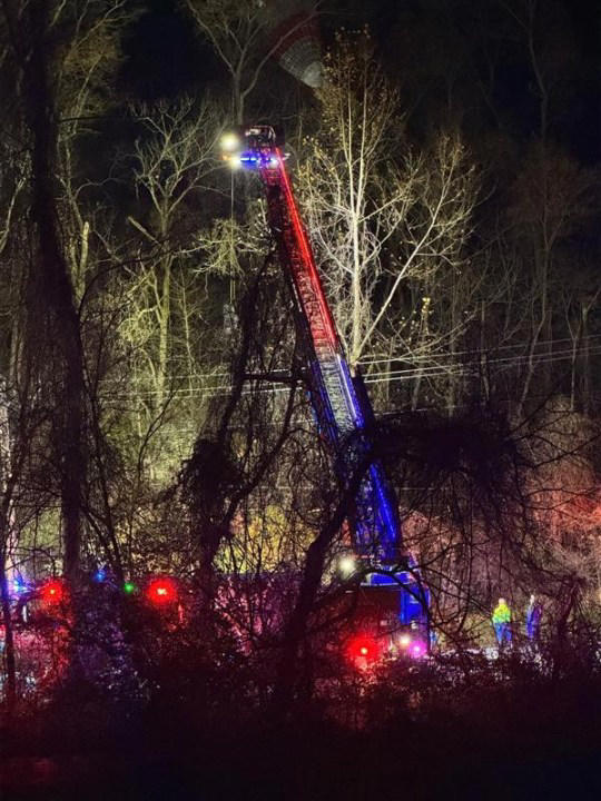 Parachute saves 2 after plane goes down in Chesterfield: Officials
