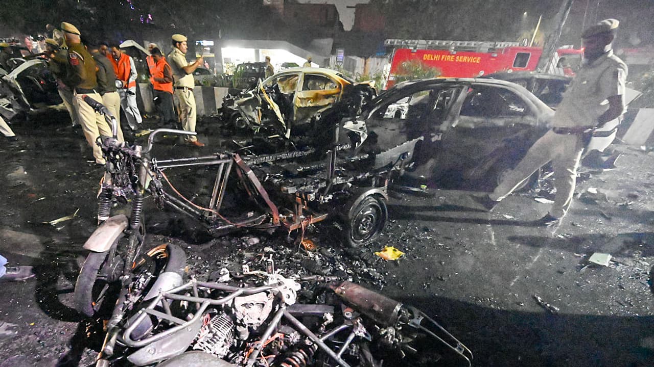 Delhi Red Fort Blast: Military-Grade Explosives Suspected, What Are ...