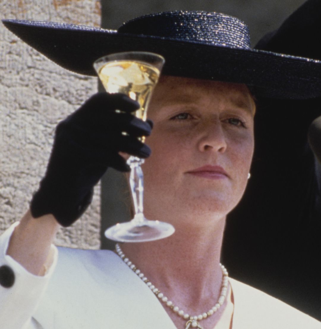 Queen Elizabeth's Press Secretary Once Called Sarah Ferguson "The ...