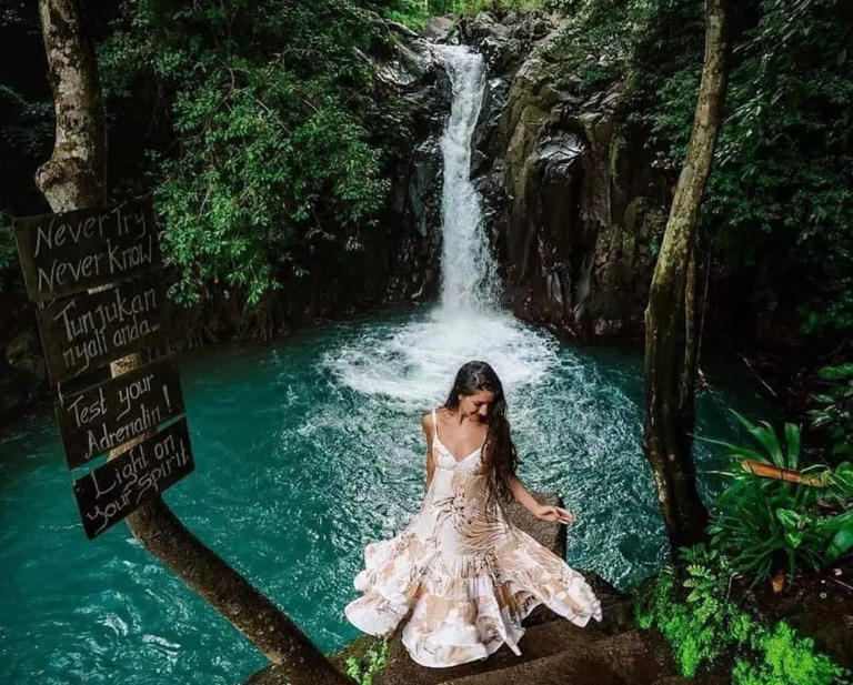 Tiket Rp20 Ribu dan Trekking Sawah, Panduan Aman Menuju Air Terjun ...