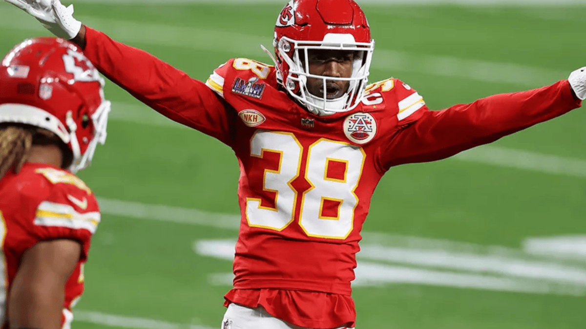 NFL: L'Jarius Sneed Accused of Failing to Report a Felony