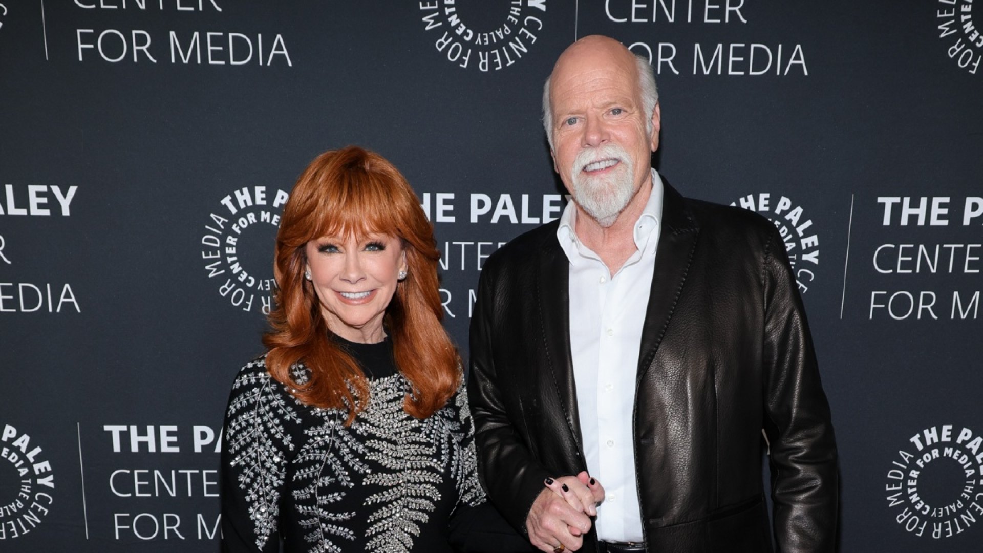 Reba McEntire Says Wedding Planning Is 'Impossible' With Fiance Rex Linn