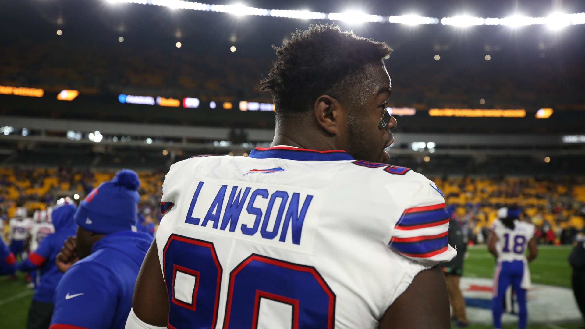 Veteran pass rusher Shaq Lawson gets tryout with Colts