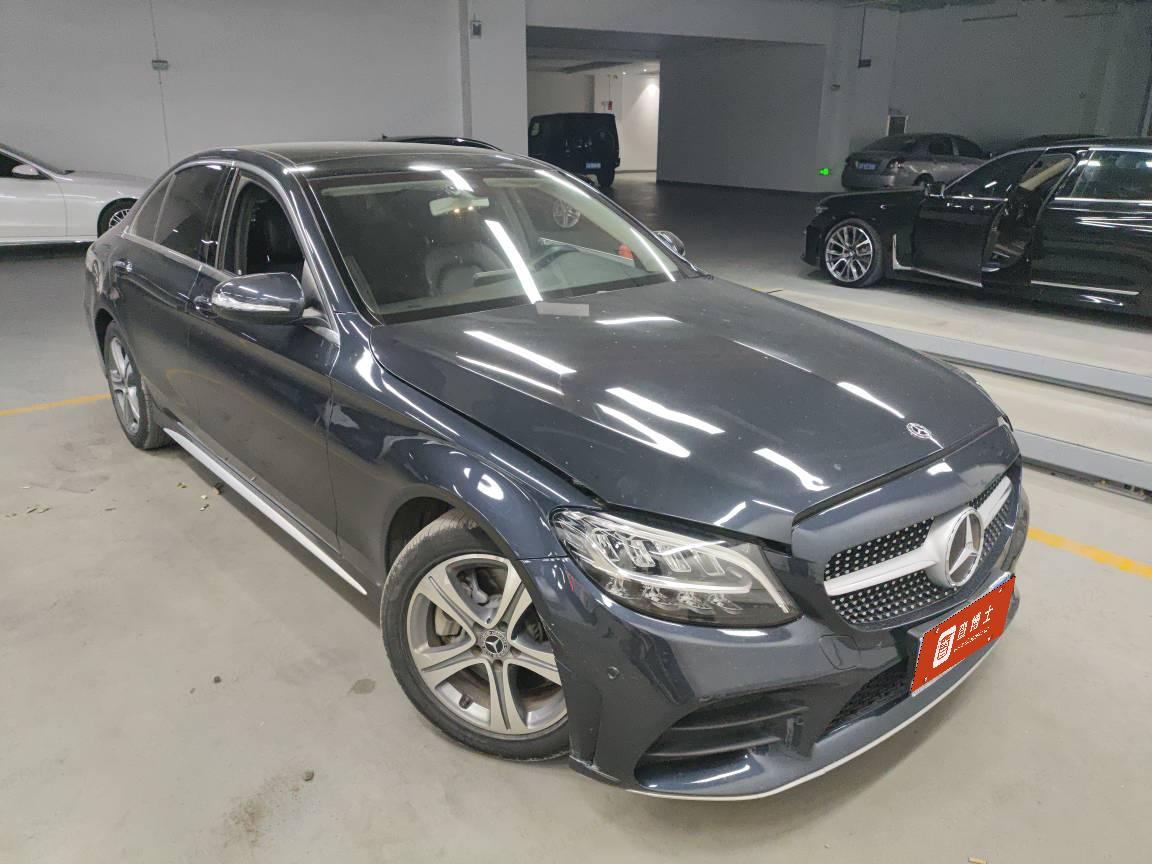 奔驰 奔驰C级 2019款 C 260 L 运动版实拍图