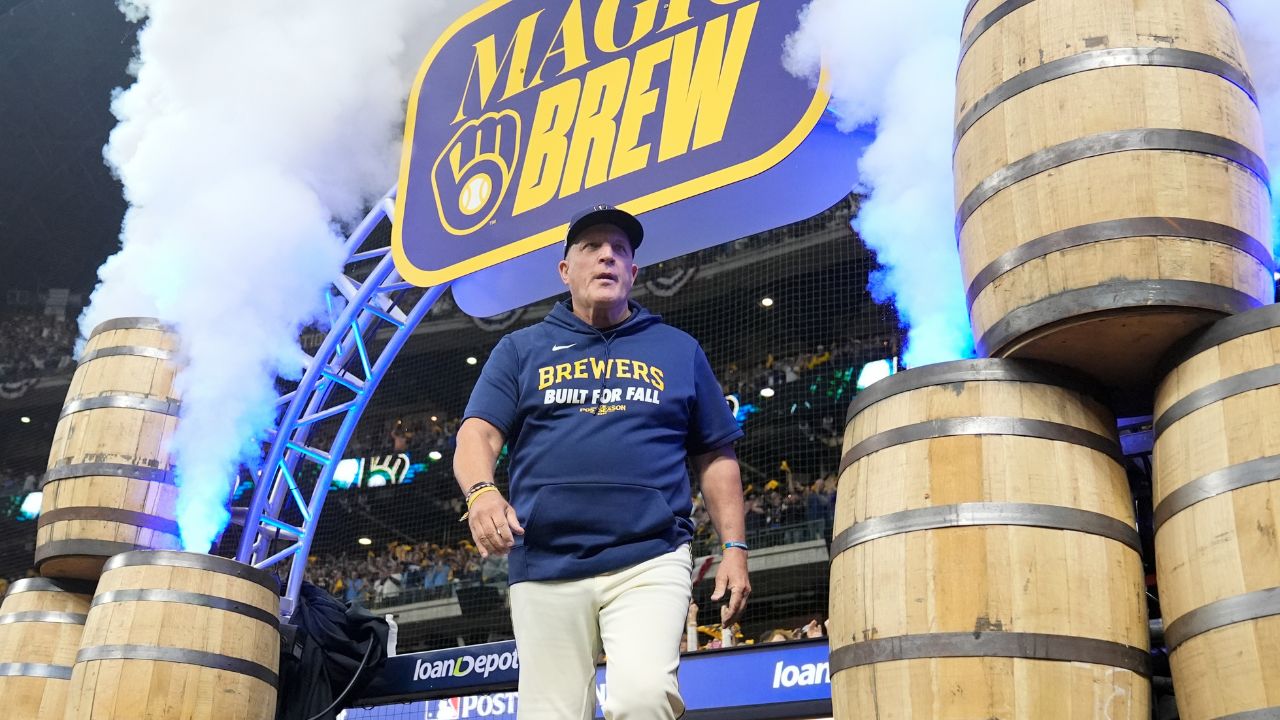 Brewers’ Murphy, Guardians’ Vogt win back-to-back Manager of the Year ...