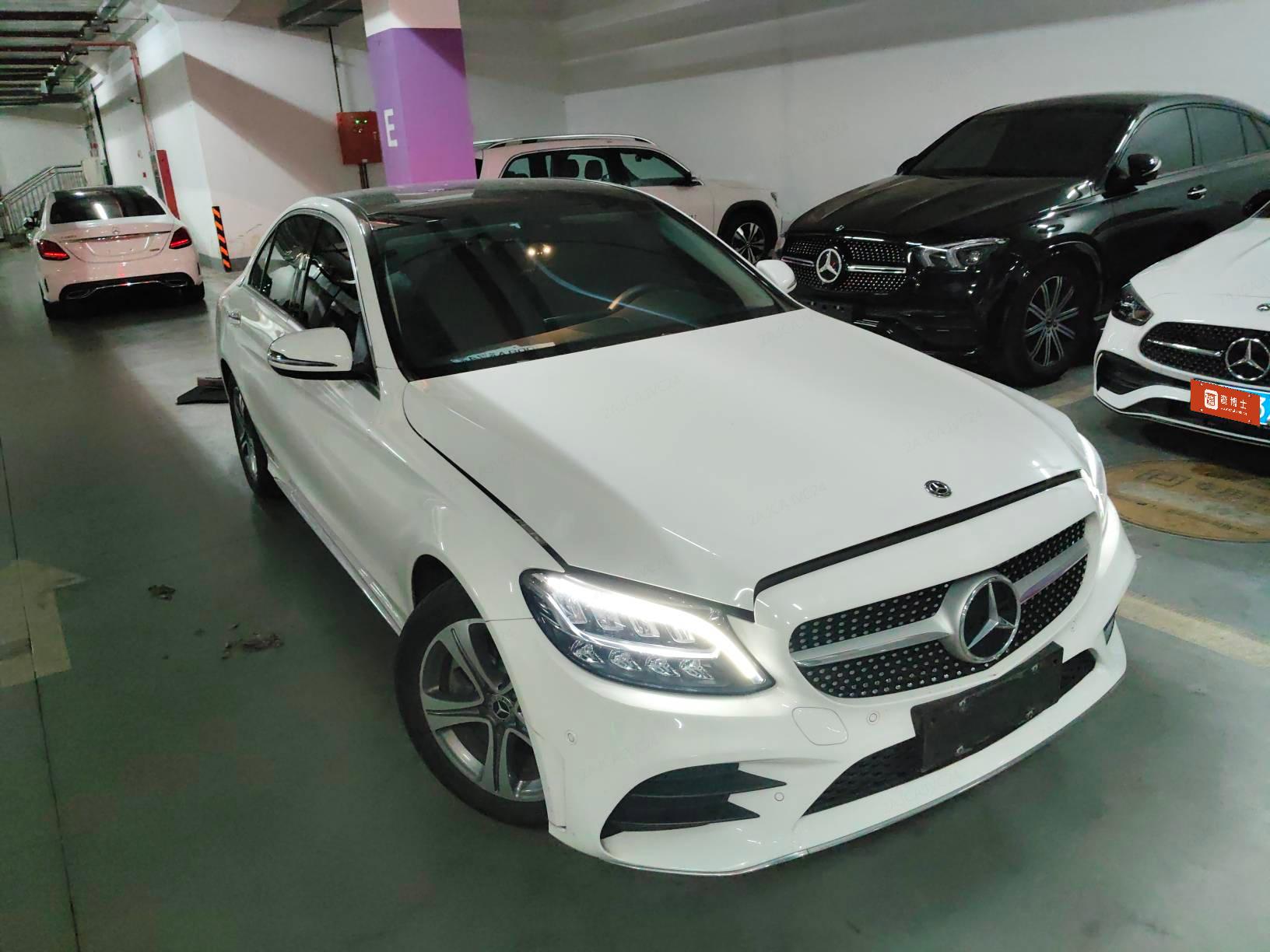 奔驰 奔驰C级 2021款 C 260 L 运动版实拍图