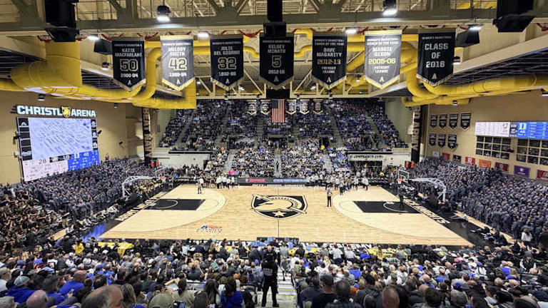 Duke Basketball Sharpshooters Sizzle Early in Blowout Road Win