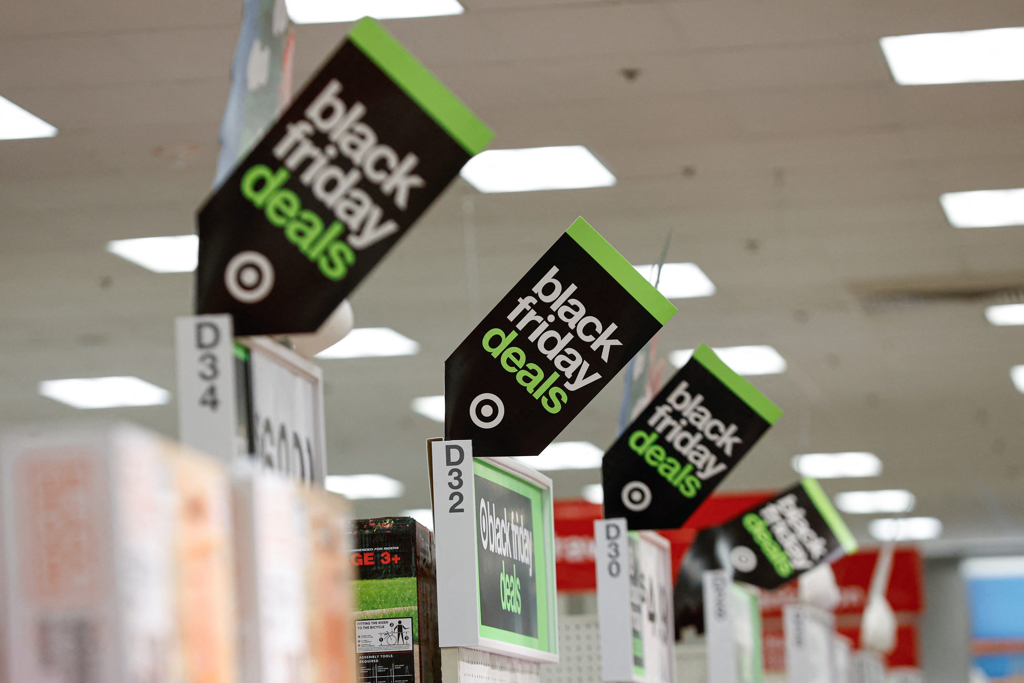 What time do Wisconsin stores and malls open for Black Friday 2025? See ...