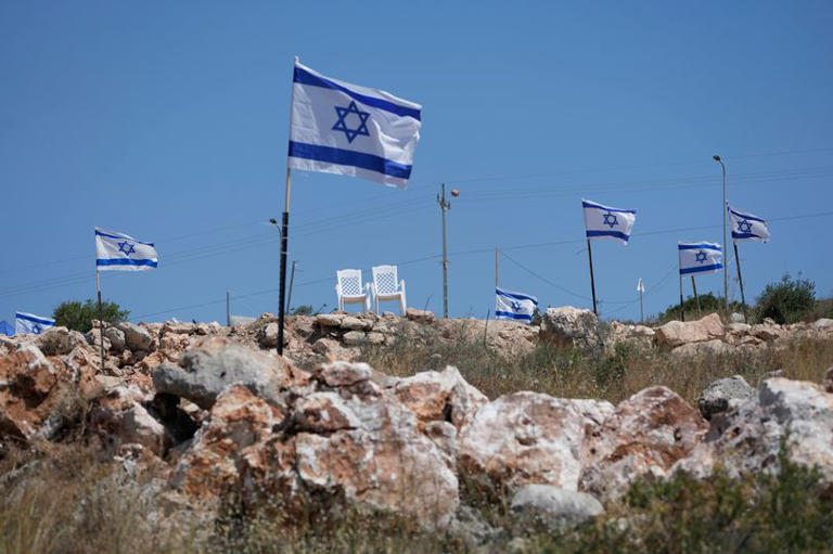 Israeli settlers arrested after 'extremists' ravage two Palestinian ...