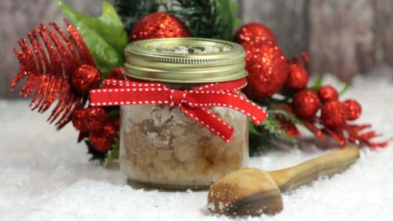 20 Easy Homemade Sugar Scrub Recipes