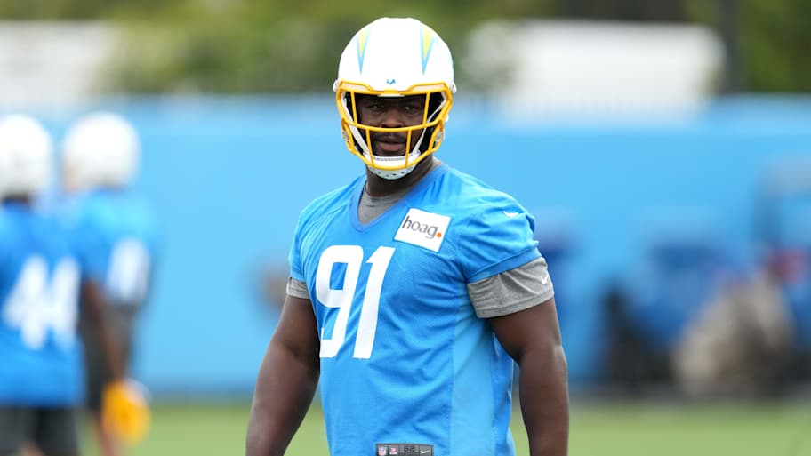 Colts Host Slew of Defensive Linemen for Workouts