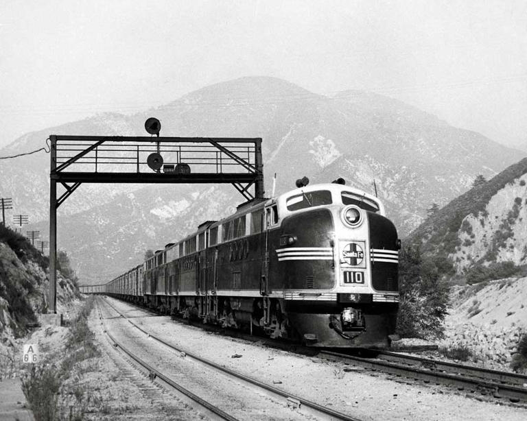 Accurately modeling the 1940s for model railroaders