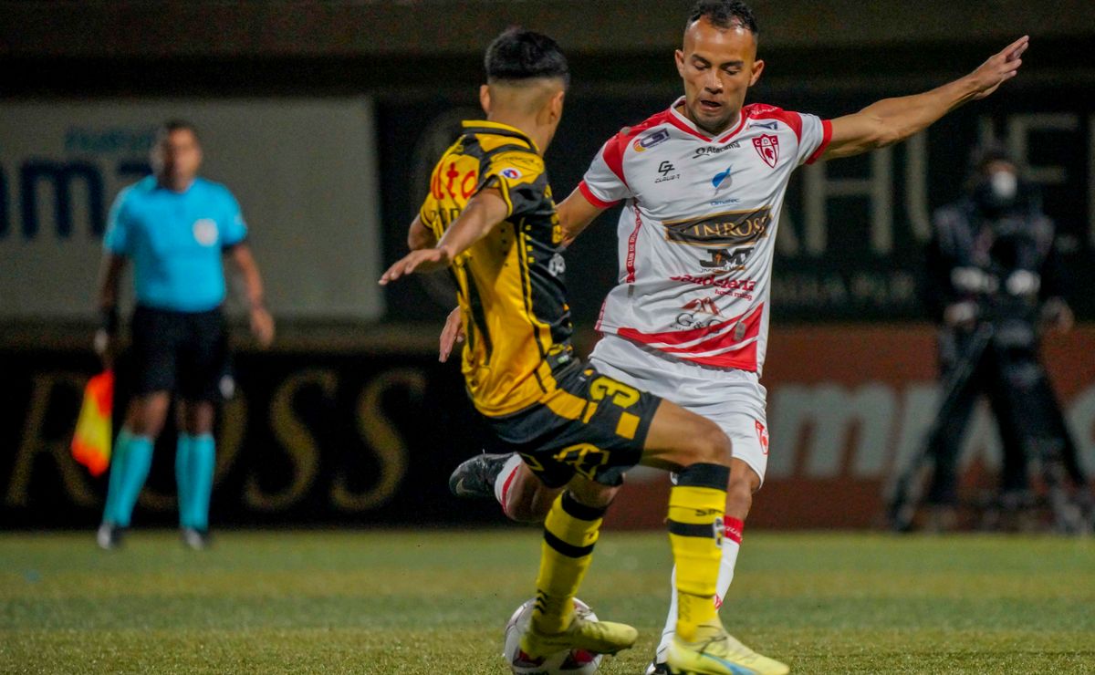 Jaime Vera desclasifica cómo fichó a Reiner Castro para Puerto Montt ...