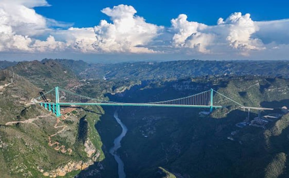 VIDEO: Colapsa puente gigante de 758 metros de largo en China; apenas ...