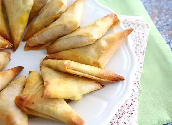 Curry samosas