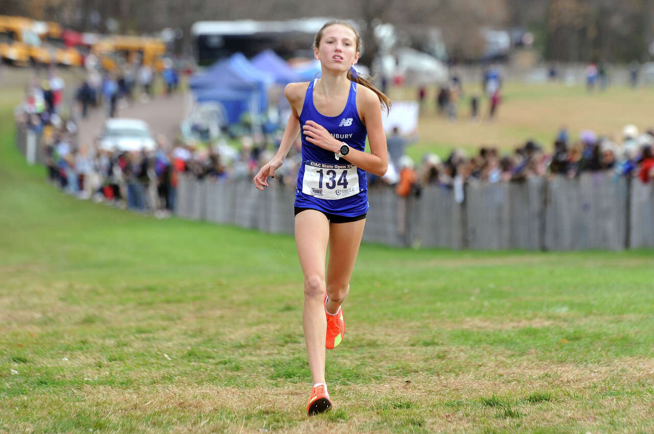 CT runners take 3rd place in races at New England XC championship meet