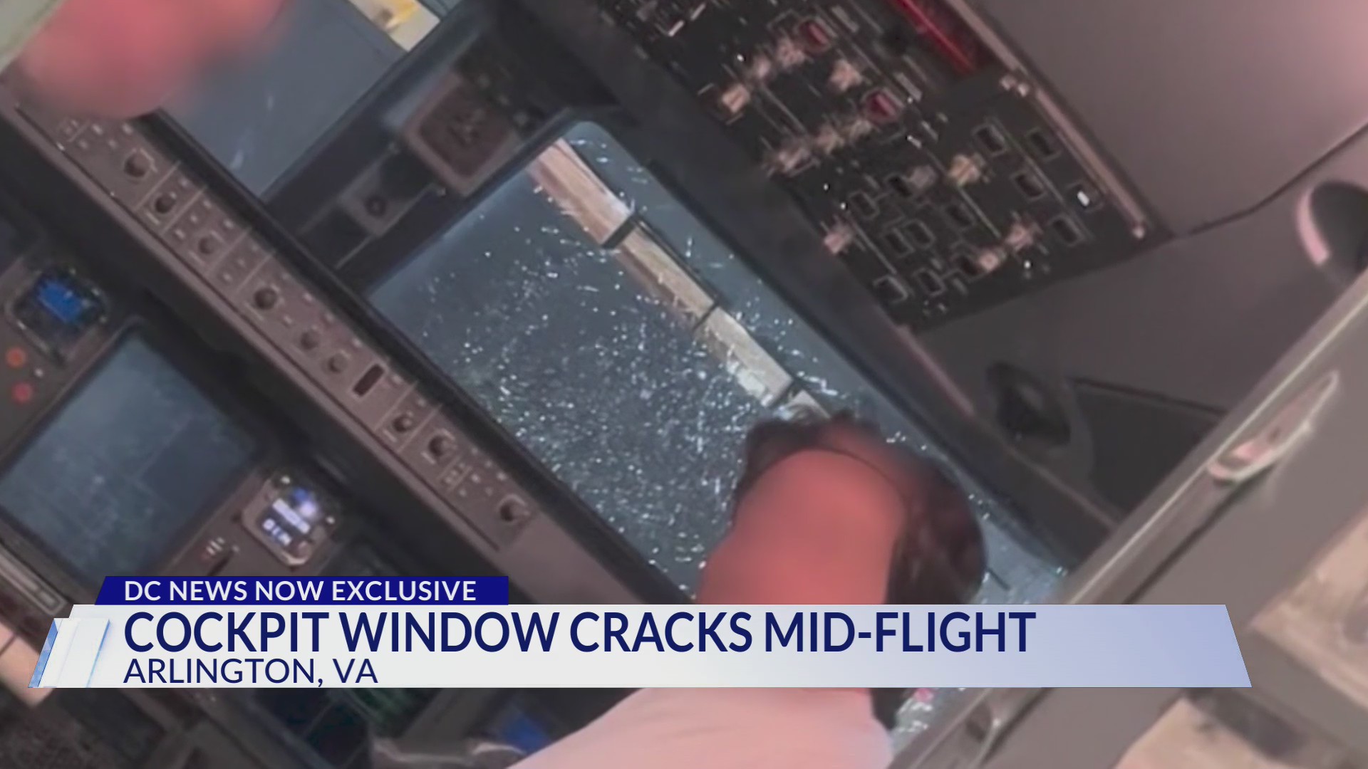 Cockpit window cracks mid-flight on American Airlines flight bound for DC