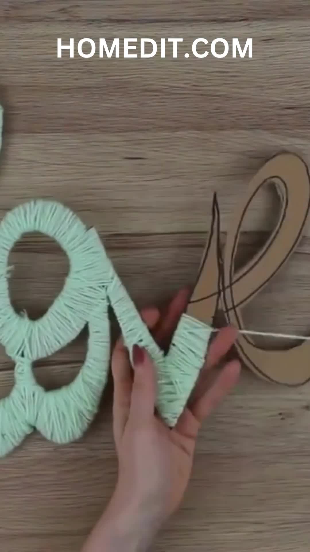 Yarn and cardboard craft: Create in an hour #yarncraft