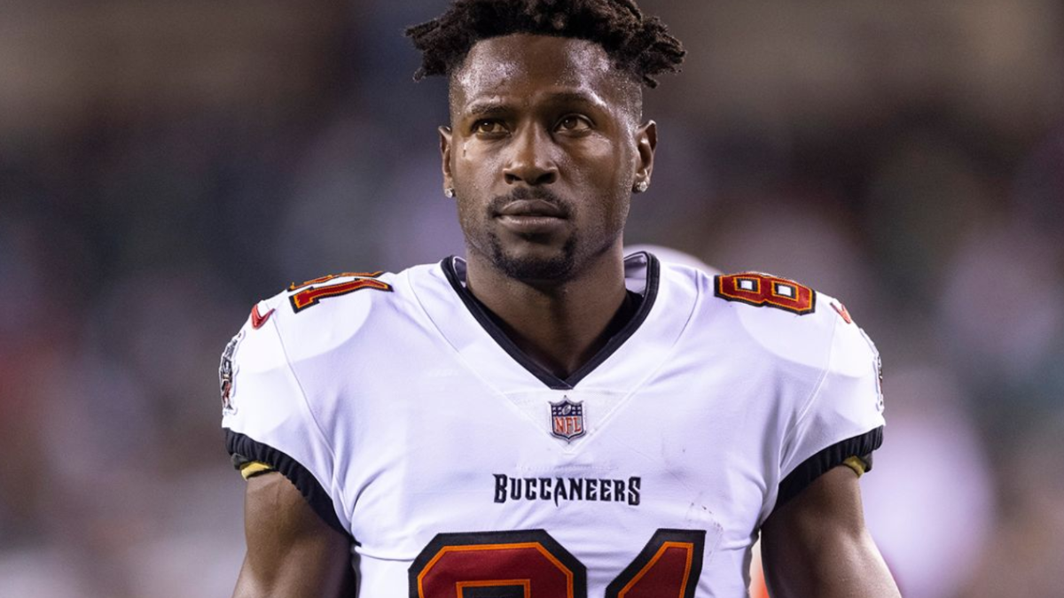 NFL: Antonio Brown pleads not guilty to attempted murder, what's next ...