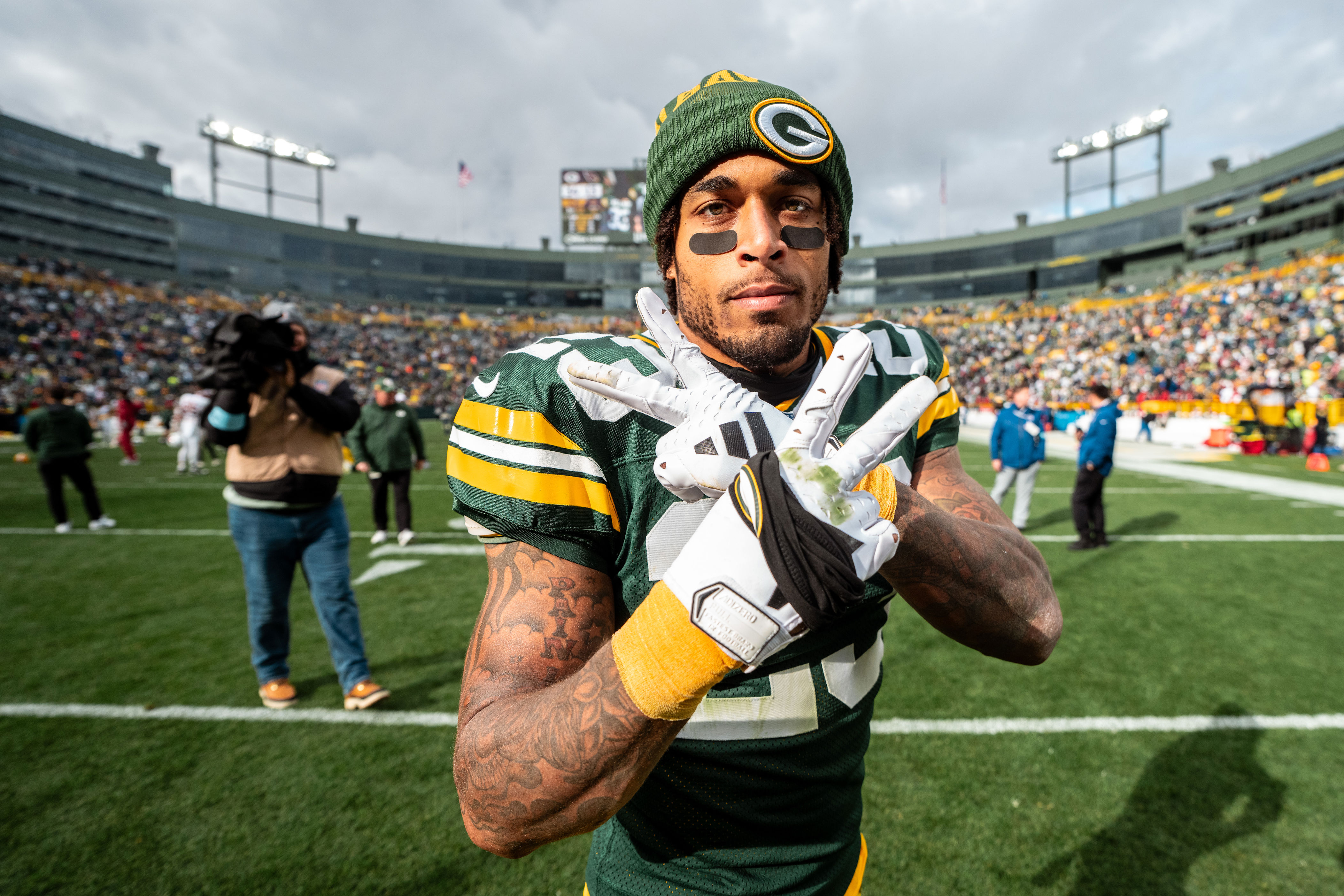 Jaire Alexander to step away from Eagles, contemplate retirement
