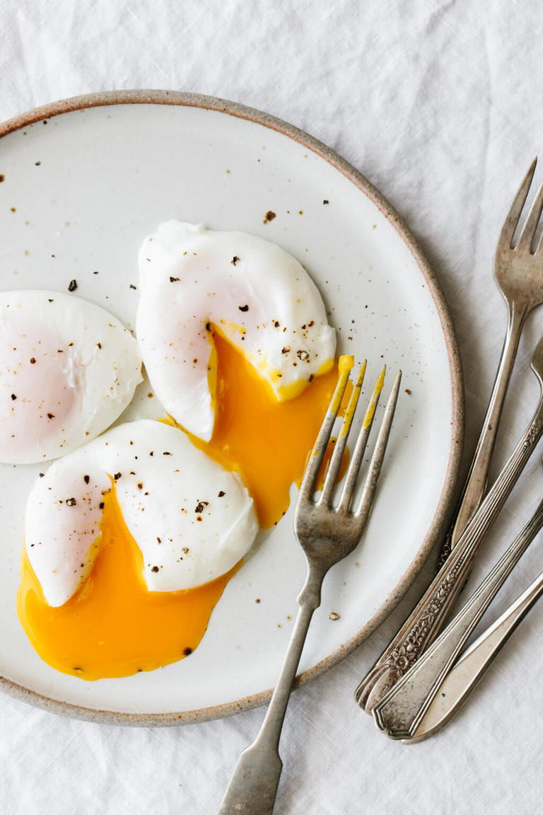 15 Essential Egg-Cooking Hacks For Perfect Breakfasts Every Time