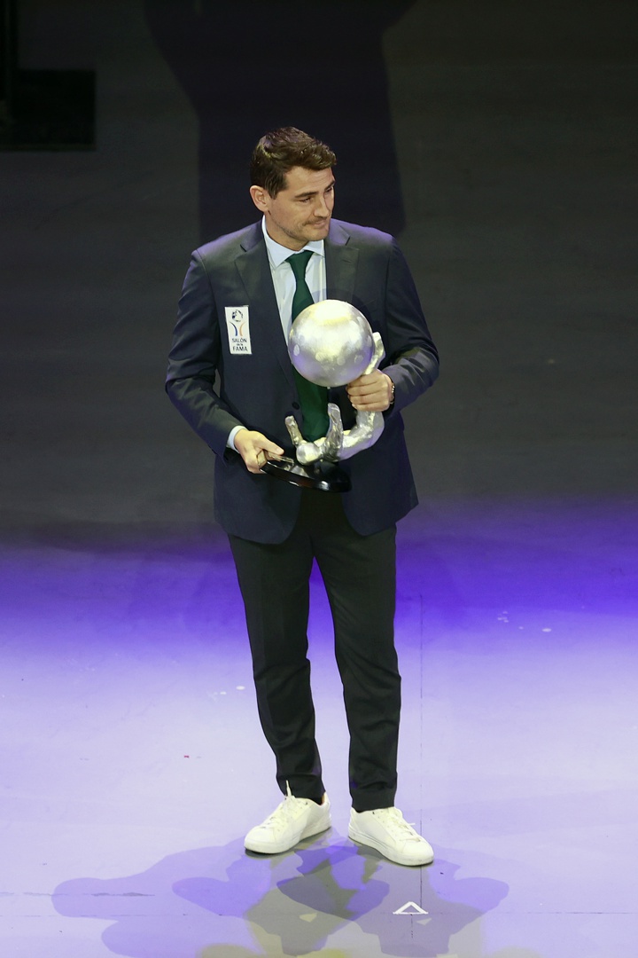 Iker Casillas asegura haberse inspirado en el Brasil de Dunga, campeón ...