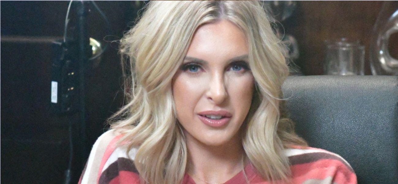 Lindsie Chrisley Opens Up About Todd & Julie’s Fallout, And The Toll It ...