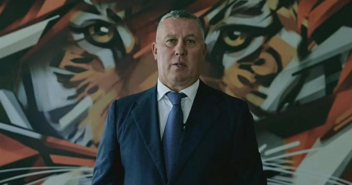 Alexander Mogilny makes his first public appearance in years for Hall ...