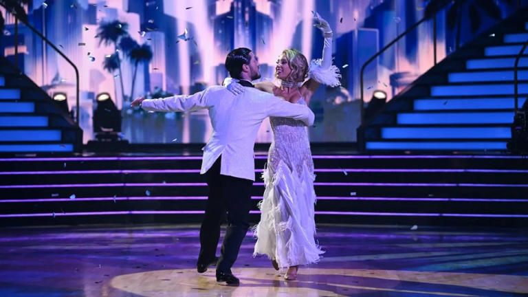 'Dancing With the Stars' Week 9: Robert Irwin Owns Show's 20th Birthday ...