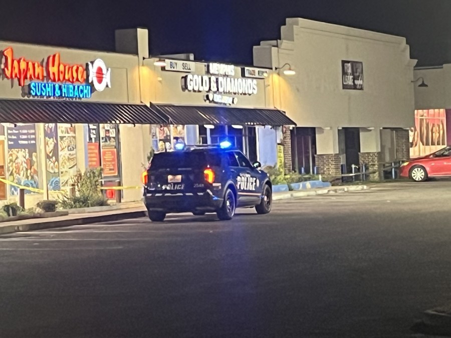 Suspects detained after Whitehaven robbery, chase ends in MS