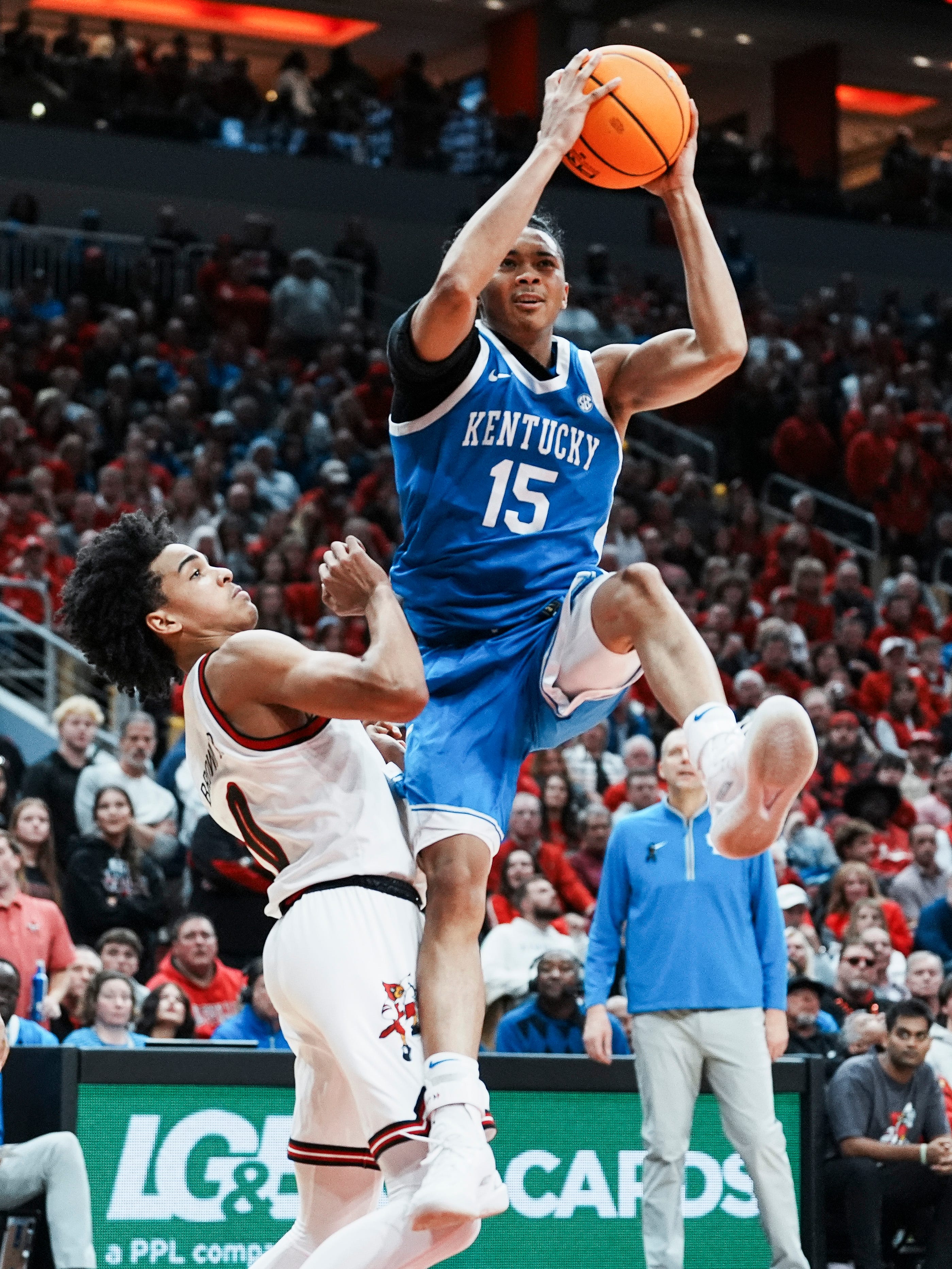 Will Jaland Lowe play in Kentucky-Michigan State game tonight? UK ...