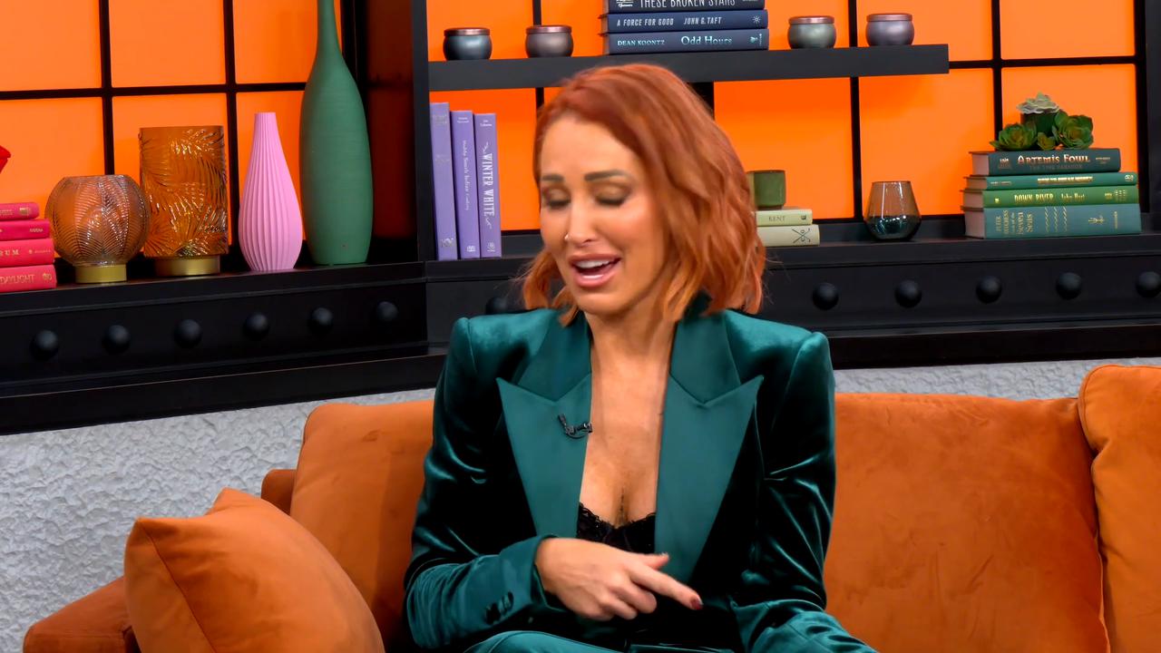 Mary Bonnet Says She's "Open To Friendships" With Any Of Her 'Selling ...